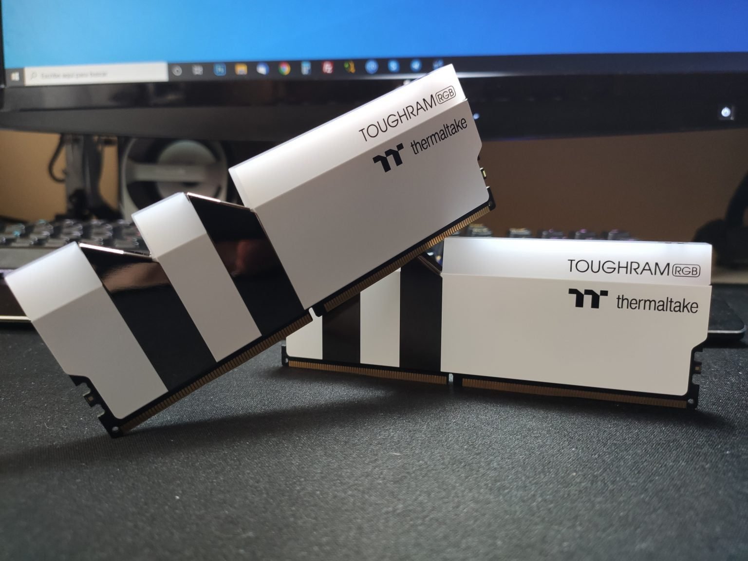 Diferencias entre memoria RAM y ROM - Achotech.com Diferencias entre memoria RAM y ROM - Achotech.com